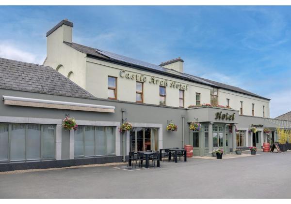 Castle Arch Hotel - Navan