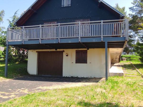 Chalet Montagnard Confortable à Super Besse Avec Grand Terrain Et Parking Privé - Fr-1-814-139 - Chambon-sur-Lac