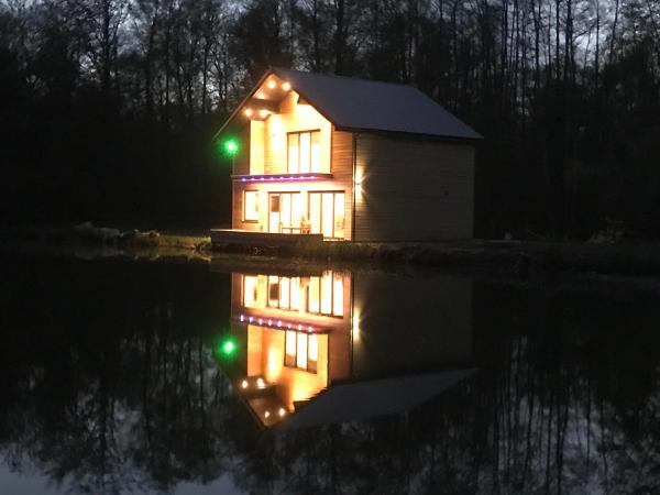 Lakeview House - Sussex