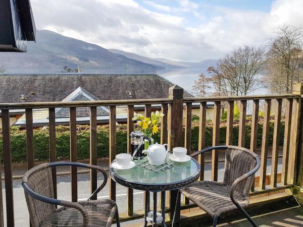 The Old Post Office On Loch Tay - Loch Tay
