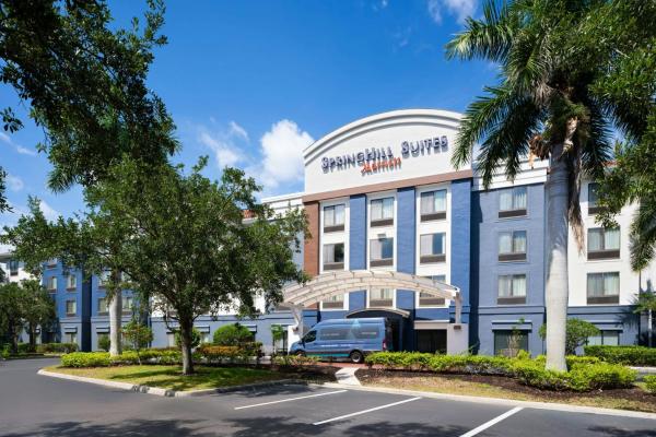Springhill Suites Fort Myers Airport - Fort Myers Beach, FL