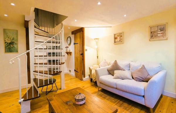 Stone Cottage, Own Parking & Ev Charger -Buttercup - Kingham