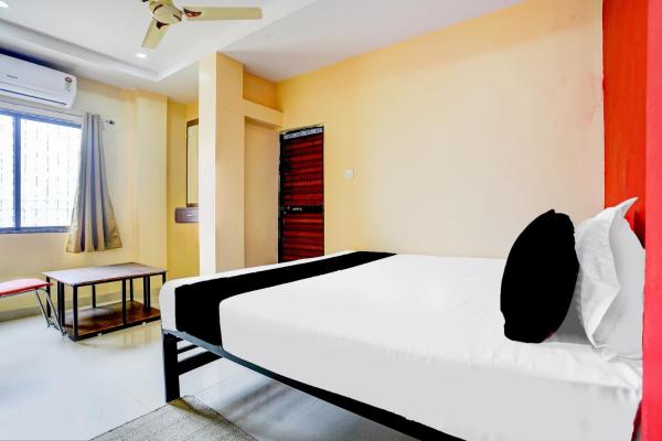 Hotel O Aatmakuri - Durg