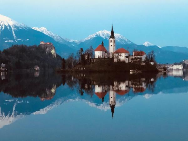 Lake And Castle View Apartment - Bled