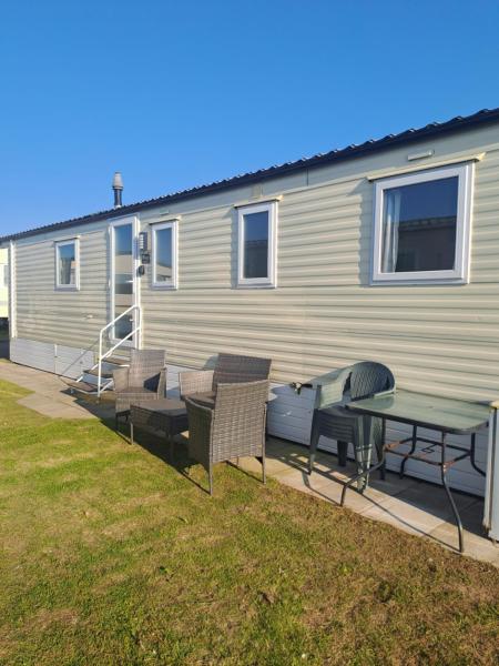 The Cwtch Trecco Bay -