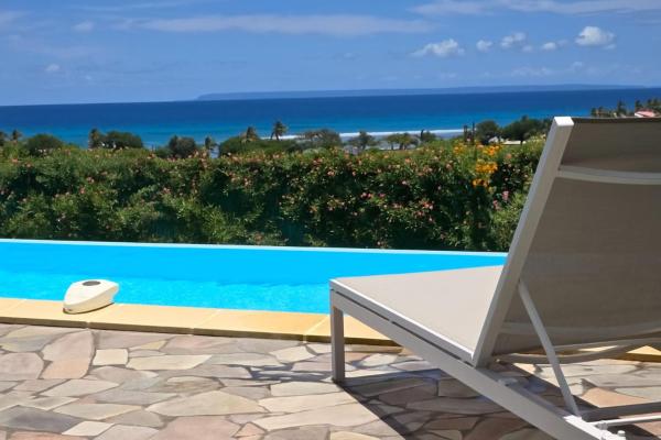 Les Villas "Fenêtres Sur Plage" - Villas Créoles De Charme , Vue Exceptionnelle Face Mer Et Plage & Piscines Privées à Débordement - Guadalupe