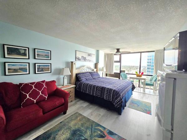 Cozy King Oceanview Studio W/pool & Tiki Bar - Daytona Beach