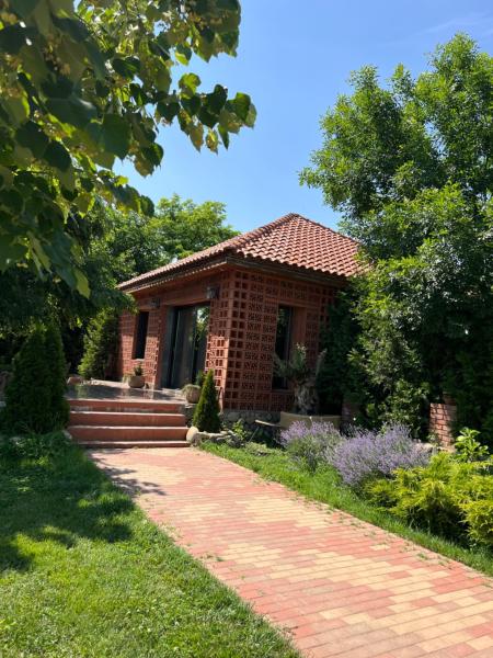 Undeva La ȚAră - Roumanie