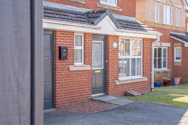 Super Prime Luxury 4 Bedroom Detached Home By Tba - Dunfermline