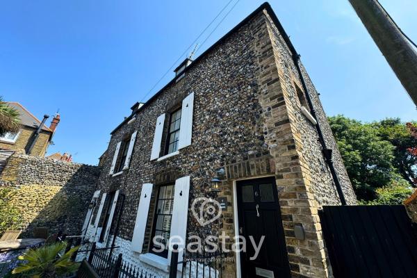 Starfish Cottage By The Beach - Broadstairs