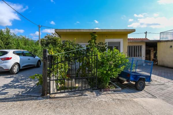 House Petar - Arbanija