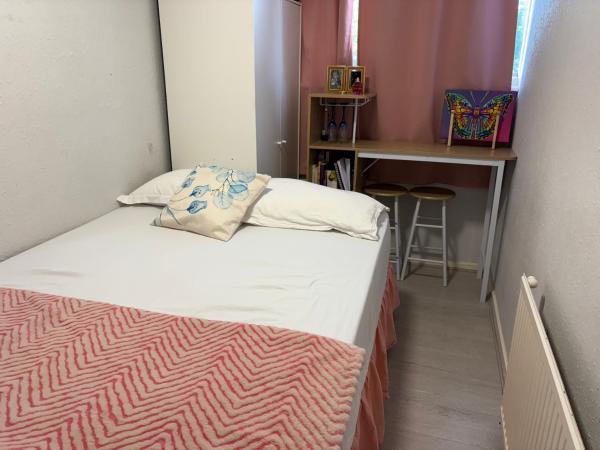 Habitación Privada - Barnet