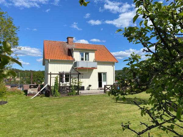 Ella's House - Central Bengtsfors Stay - Bengtsfors