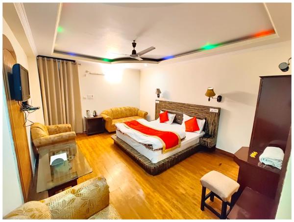 Hotel Shree Anush Palace Guest House Near Mall Road - Pangoot