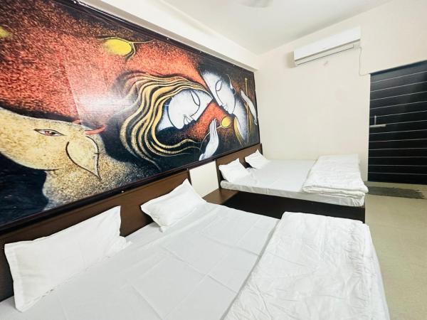 Gs Palace - Mathura