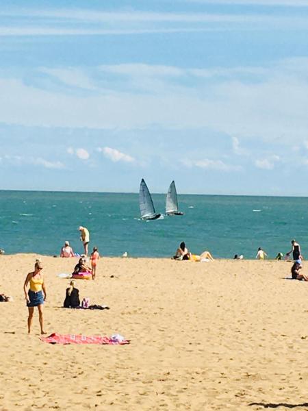Victorian Room By Beach W Private Shower - Broadstairs