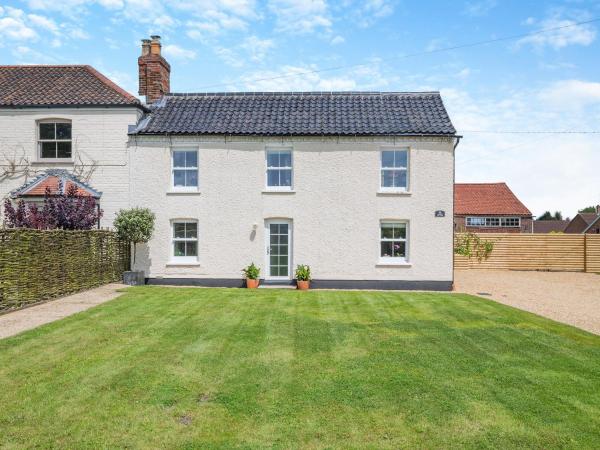 Manor Cottage - Dereham