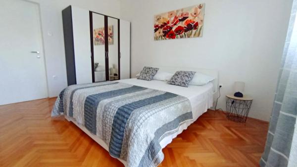 Apartment Tea 2 - Seget Vranjica