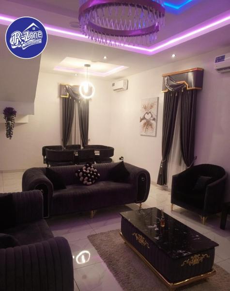 5 Bedroom Duplex With Swimming Pool - Lagos, Nigeria