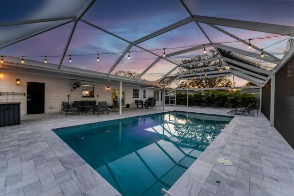 Poolside Paradise - Sarasota, FL