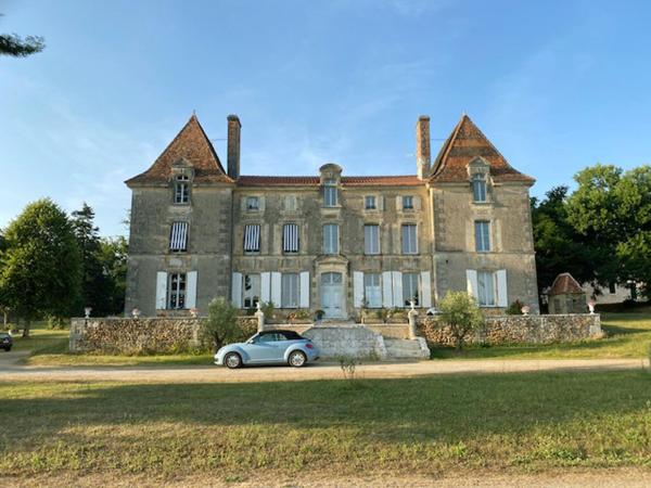 Chateau De Russas, Chambre D'hote - La Rochefoucauld