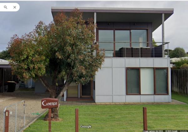 Camelot - Opposite The Foreshore. Stunning Sea Views. Now With Free Wi Fi - Kangaroo Island