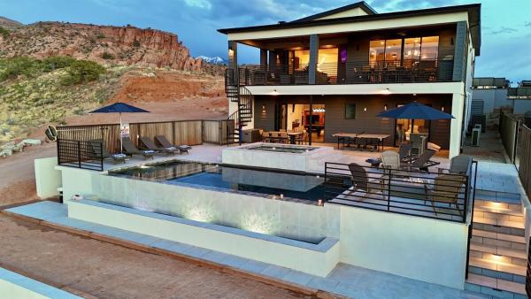 New Exclusive Retreats Desert Vista Heated Pool - Oowah Lake, UT