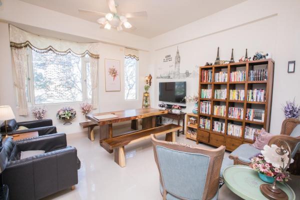 Downshifters House - Dahu Township