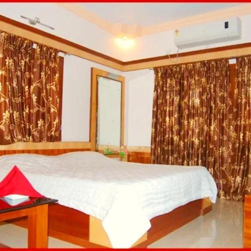 Hotel Diamond Glory Private Limited - Tajpur