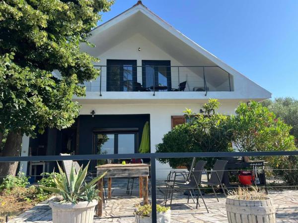 Daskalis House # Даскаловата Къща - Александруполис