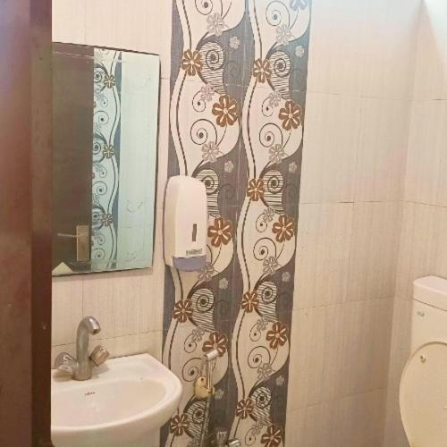 Hotel Gem - Chomu