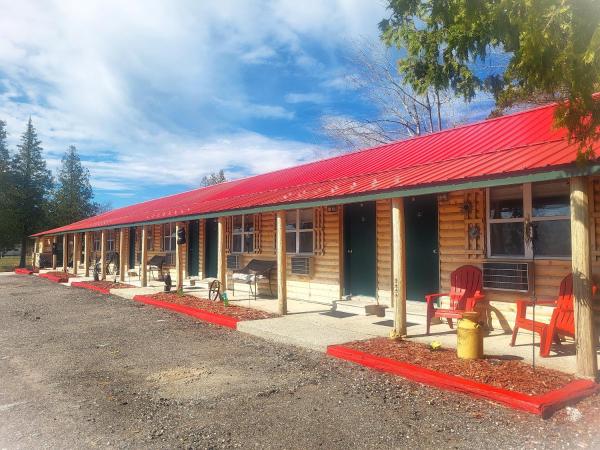 Moosewood Inn - St. Ignace, MI