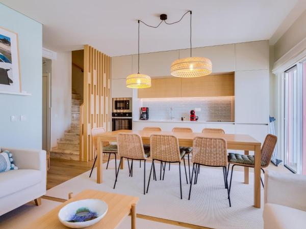 Penthouse T4 Com Vista Mar Em Quarteira - ヴィラモウラ