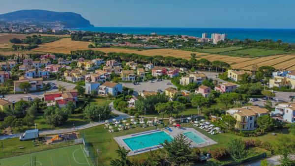 Relax, Piscina & Balcone Nel Verde - Ancona