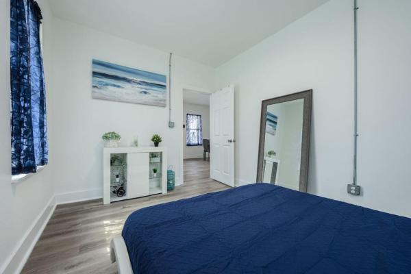 Cozy Convenient Near All Pensacola Offers - United States