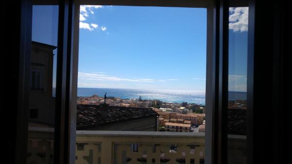 A Casa Di Anna - Vista Mare Nel Centro Storico - Lago, Calabria