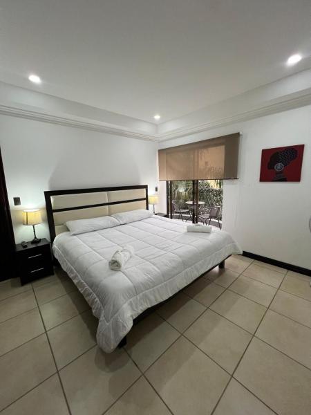 Nice And Confortable In An Exclusive In Escazu - San José