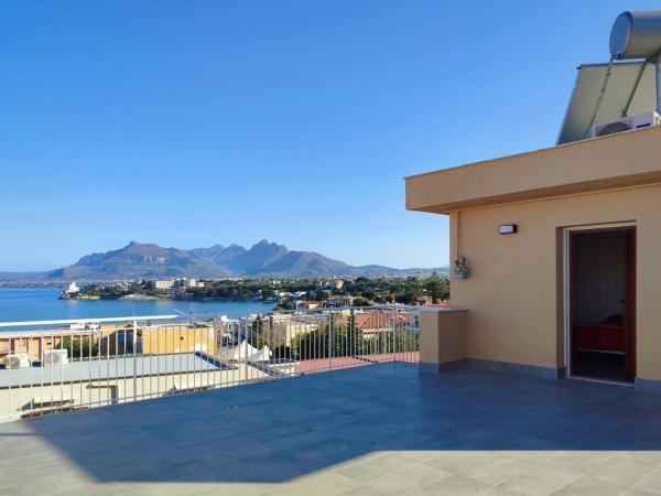 Mappamondi Apartment Rooms With Ensuite Bathrooms - Bagheria