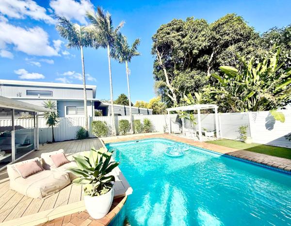 Maroochydore Beach Retreat - Pool, Bbq, Relax - Buderim