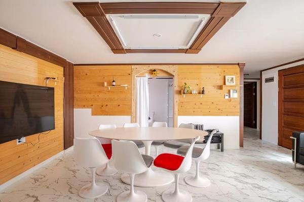 5br Family House, Myeongdong 7 Minutes, Gwanghwamun 10 Minutes, Namsan View, Patio - Séoul