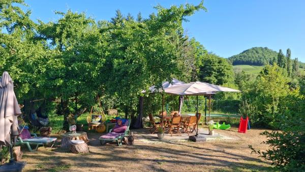 Studio Dans Belle Maison Ancienne Et Jardin Fermé - Lons-le-Saunier