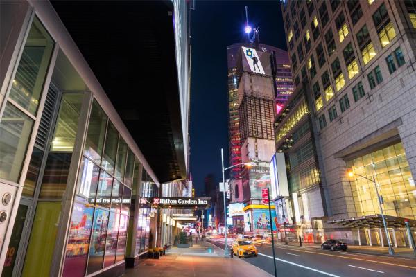 Hilton Garden Inn New York - Times Square Central - North Bergen, NJ