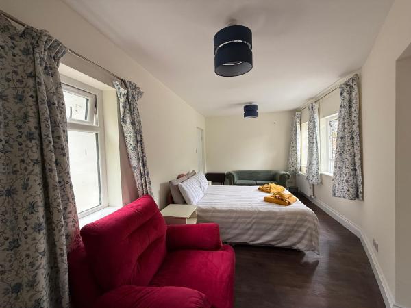 The Stables Studio Apartment - Limerick