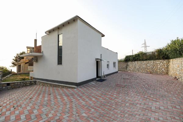 Vila Altin - Vlorë