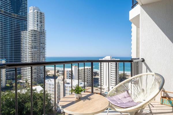 Ocean View Studio 2 Beds And Free Wi-fi - Surfers Paradise