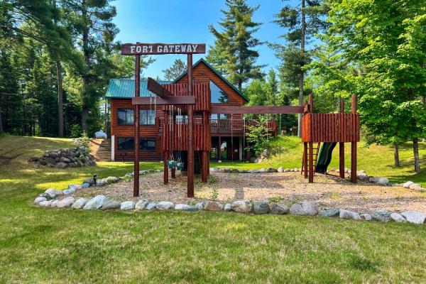 Gateway Lodge - Wisconsin