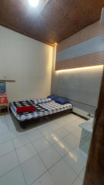 She Guest House Homestay - Sumedang