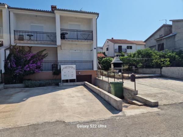 Apartmani Mid - Brodarica