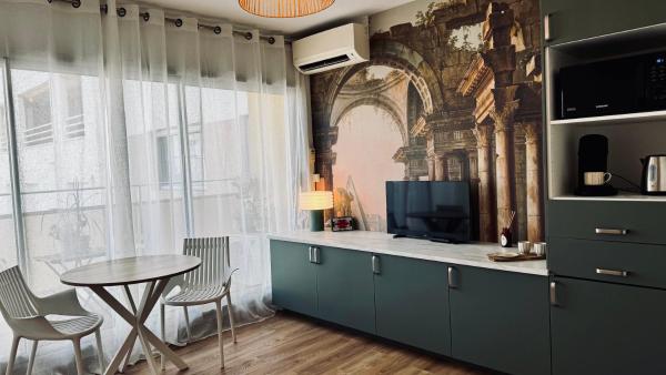 La Chouette Nimoise - Nîmes