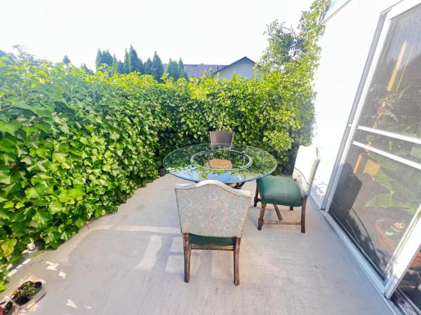 Cozy Nook In Fraser Valley Getaway With Breakfast - Abbotsford